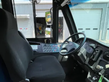 2015 Freightliner Thomas C2