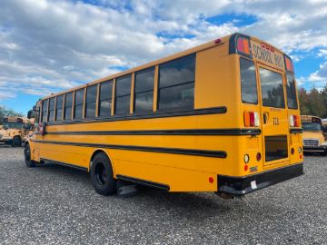 2013 Thomas Saf-T-Liner C2 School Bus
