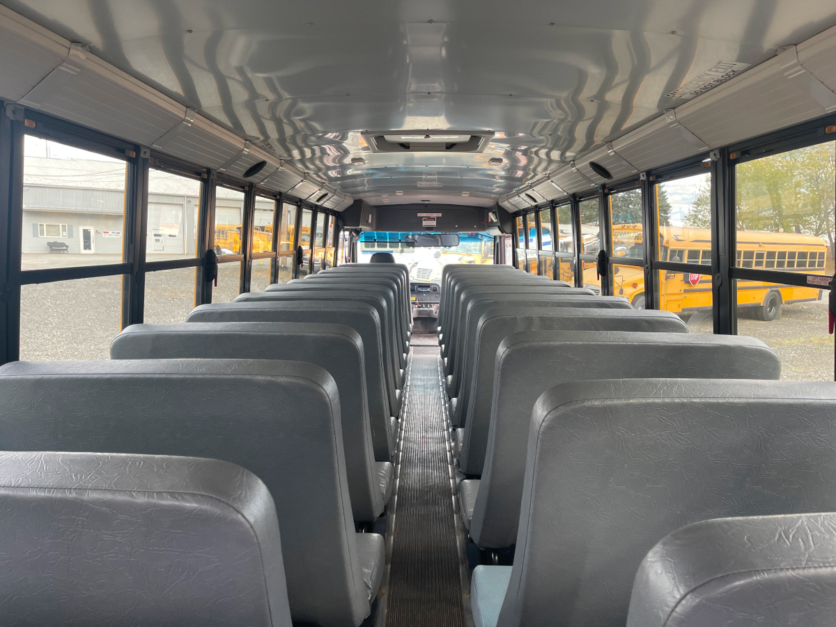 2013 Thomas Saf-T-Liner C2 School Bus