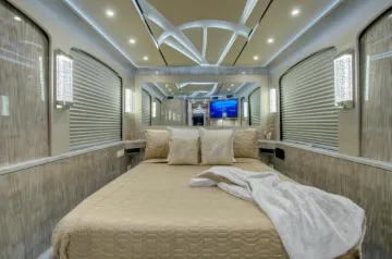 2019 Prevost X3 Star Motorcoach