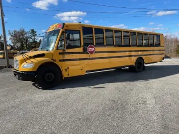 2014 Thomas Saf-T-Liner C2 School Bus