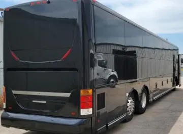 2010 Van Hool C2045 Coach Bus