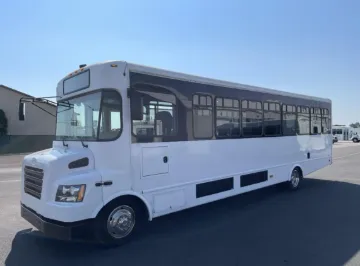 2016 Ford F550 Starcraft Shuttle Bus