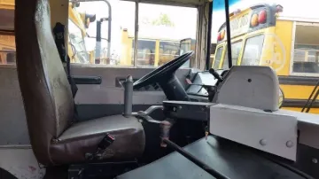 2001 International AmTran School Bus