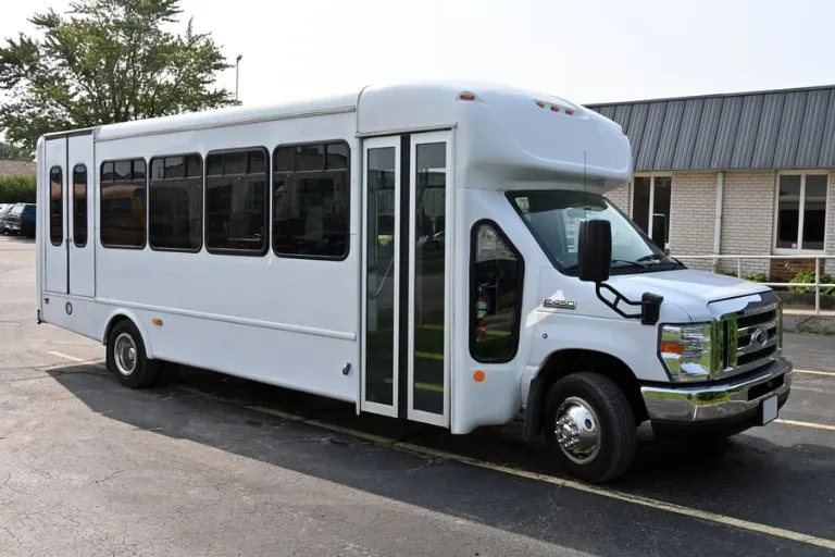 2017 Ford Starcraft ADA Shuttle Bus