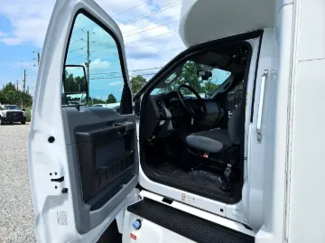 2017 Ford F650 Senator HD Shuttle Bus