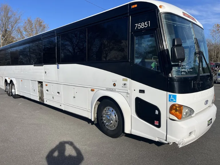 2008 MCI D4505 Coach Bus