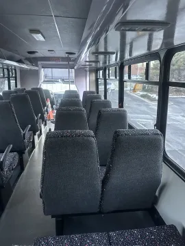 2007 Ford F650 ADA Shuttle Bus
