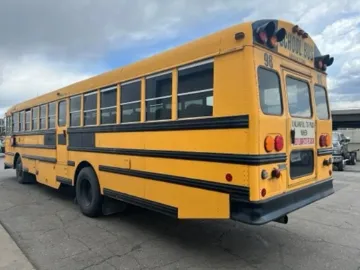 2004 Thomas Built Saf-T-Liner MVP School Bus