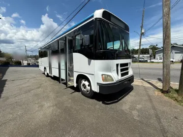 2013 Freightliner MB-45 Coach Bus