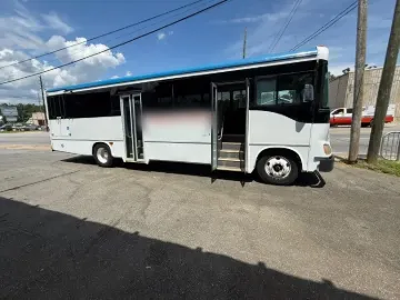 2013 Freightliner MB-45 Coach Bus
