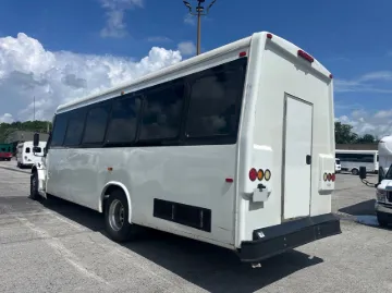 2011 Freightliner Ameritrans Shuttle Bus