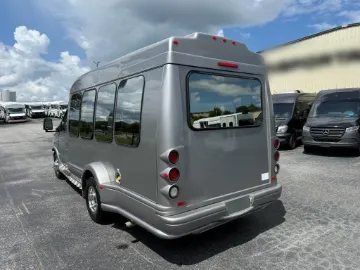 2011 Turtle Top Van Terra Shuttle Bus
