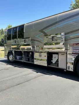 1997 Prevost Liberty XL 40 Motorcoach Conversion