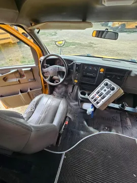 2007 Chevrolet Express Commercial Cutaway Mini School Bus