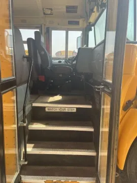 2017 IC CE School Bus