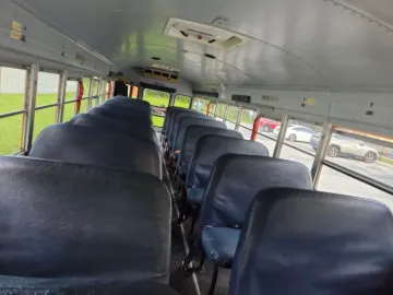 2001 International IC School Bus
