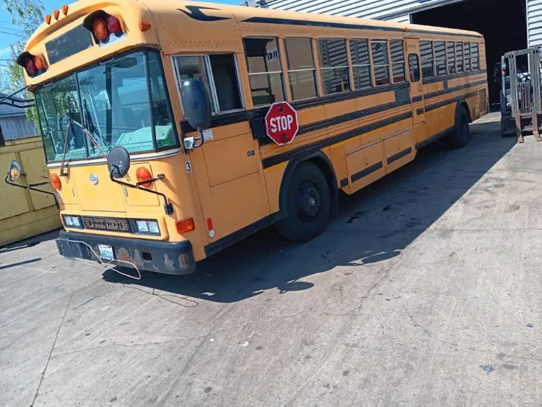 2004 BlueBird American RE