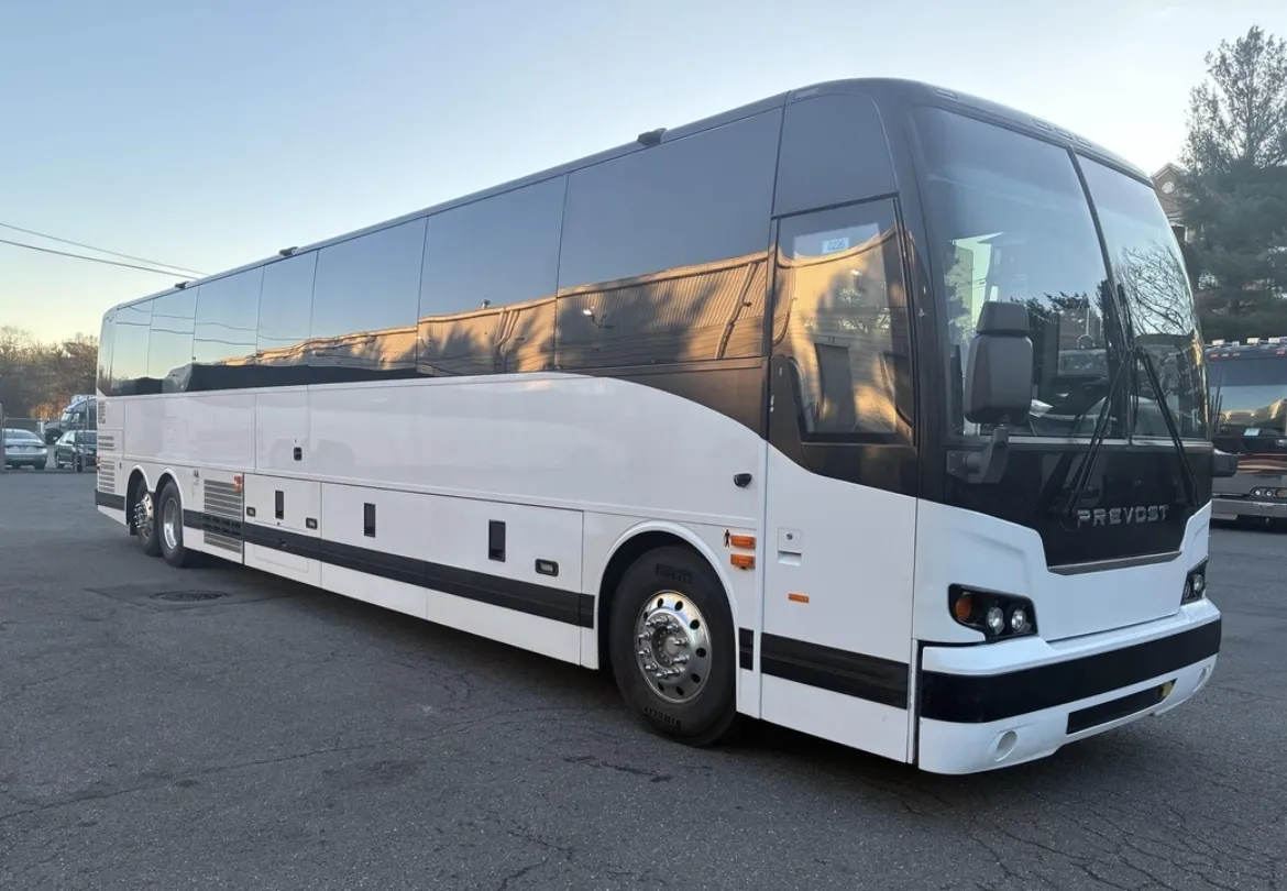 2020 Prevost X3-45 ADA Coach Bus