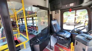 2014 New Flyer XDE40 Hybrid Transit Bus