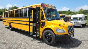 2017 THOMAS C2 78 Passenger