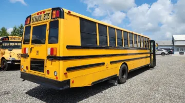 2017 THOMAS C2 78 Passenger