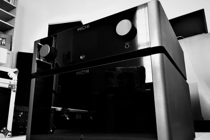 Kevro| Michi P5 Preamp & S5 Power Amp Review - Part-Time Audiophile
